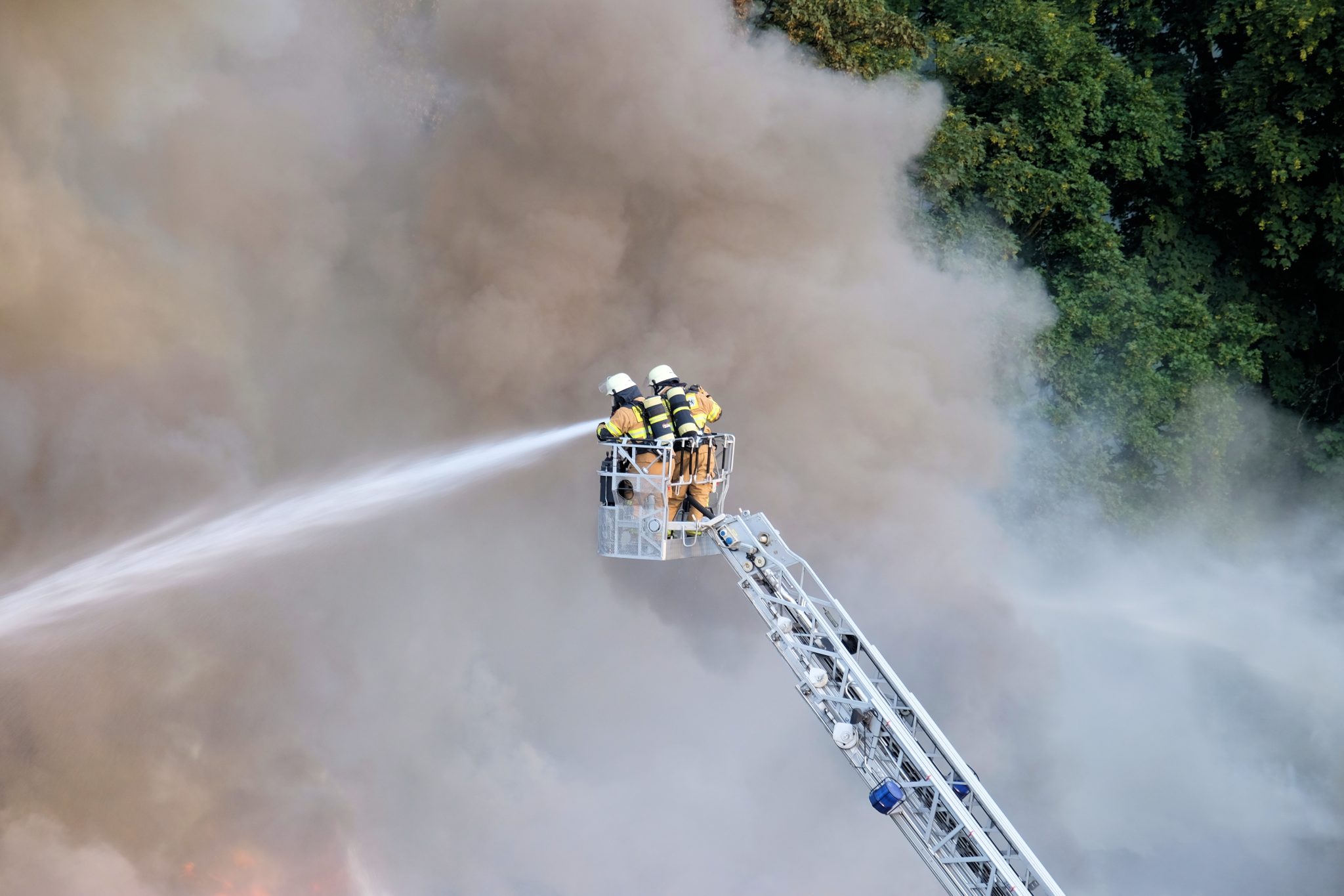 Polo Petroquímico da Braskem no ABC tem explosão e incêndio de grandes ...